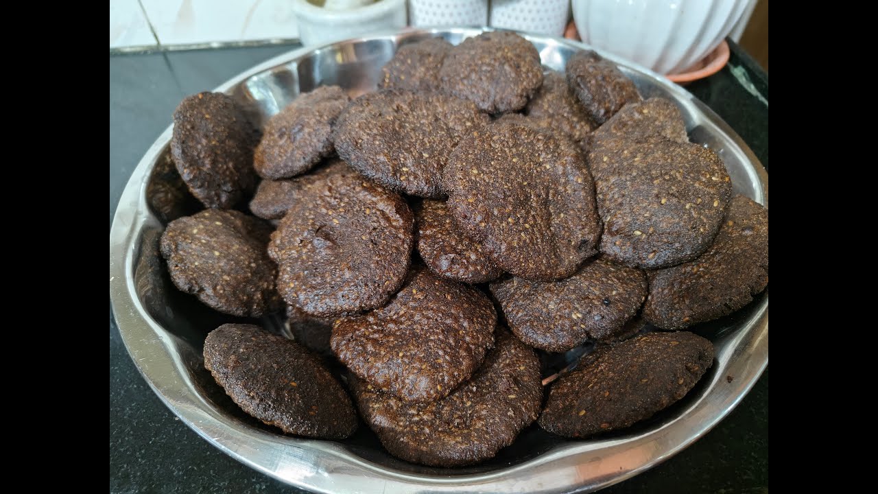 How to Make Ragi Burelu | Traditional Andhra Sweet Recipe - YouTube