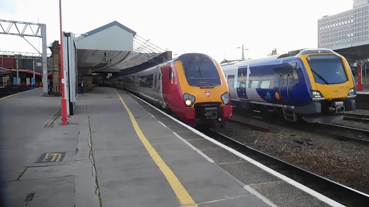 9S80 14:43 London Euston to Edinburgh - YouTube