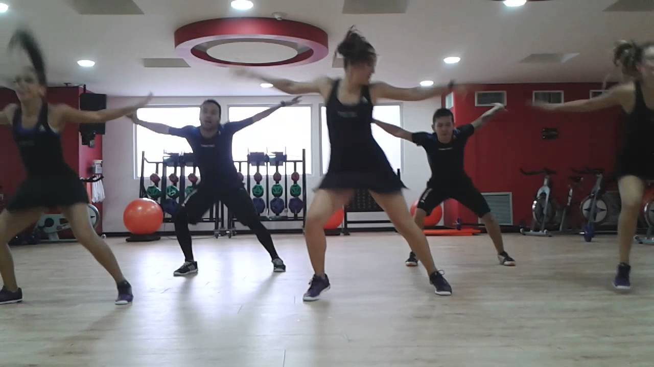 RUMBA OPEN DAY BODYTECH CACIQUE - YouTube