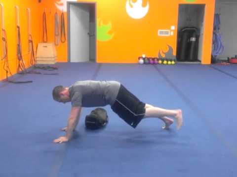 Lateral Drag SB Pull Plank + 1 Leg - YouTube