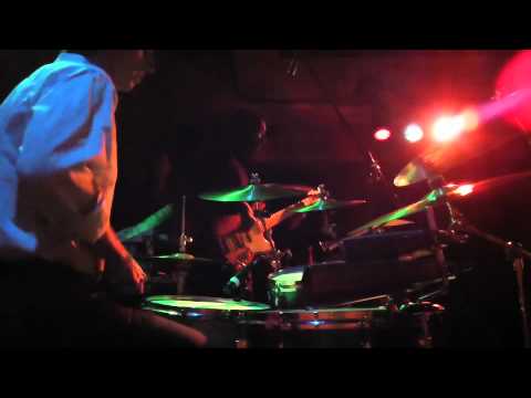 Mark Walker (drums) with Andy Narell "The Long Way Back" (head out and ...