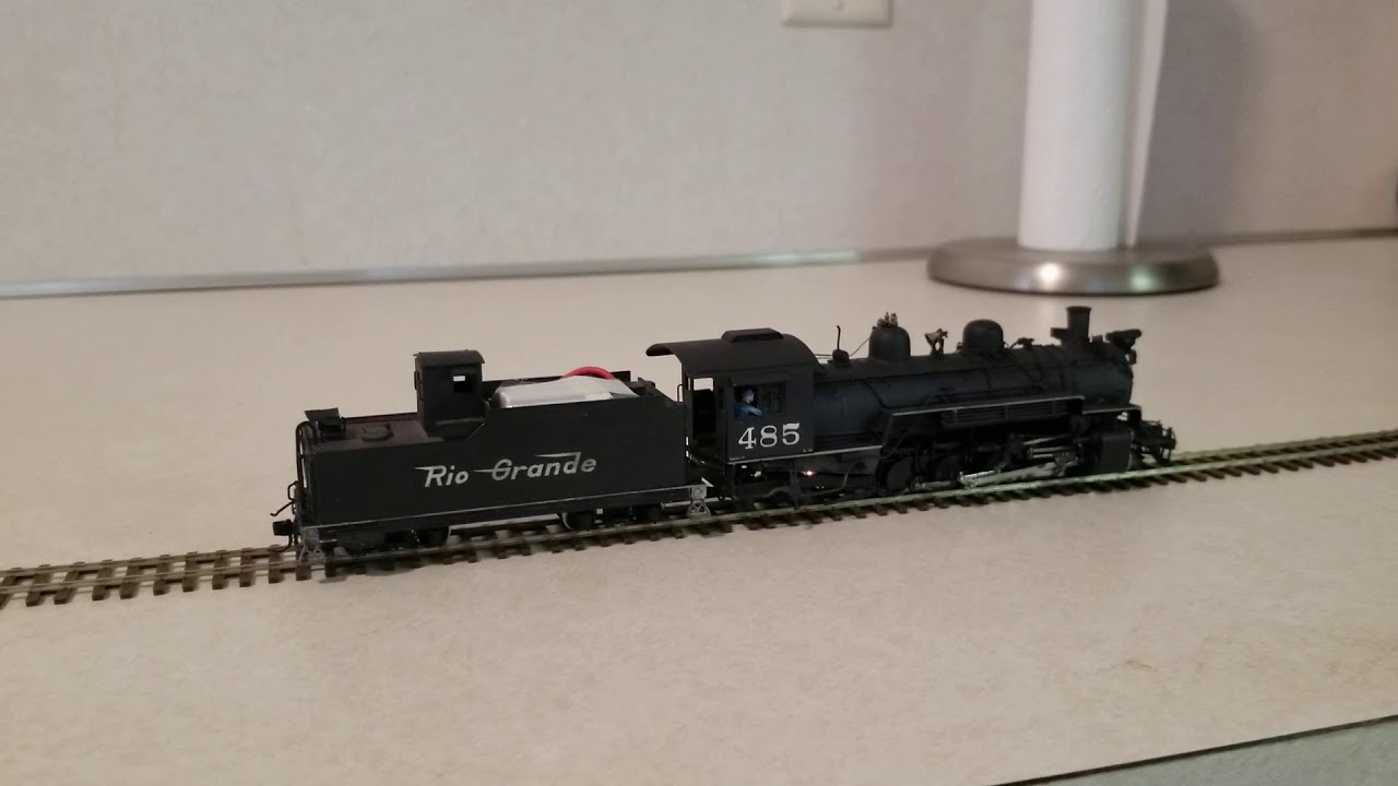 Battery Powered Radio Control HOn3 Engine - YouTube