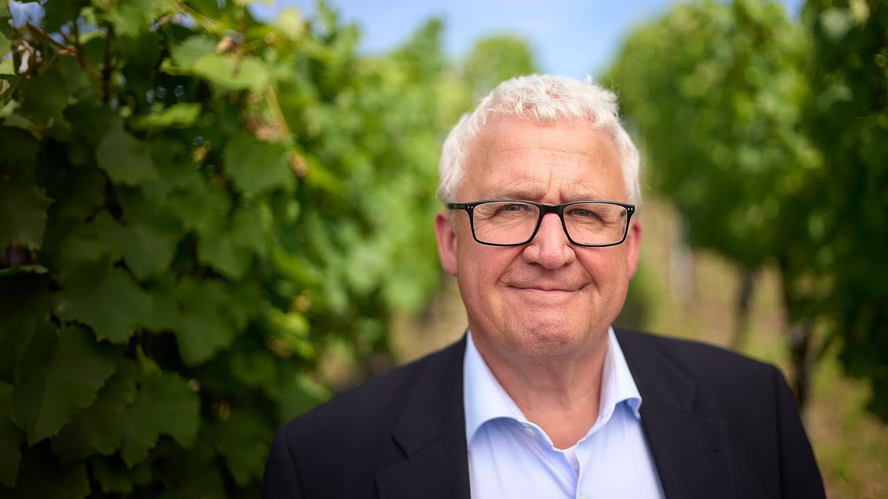 TEASER – "Frieden ist eine Vokabel des Wir’s" – Dr. Klaus Reder im ...