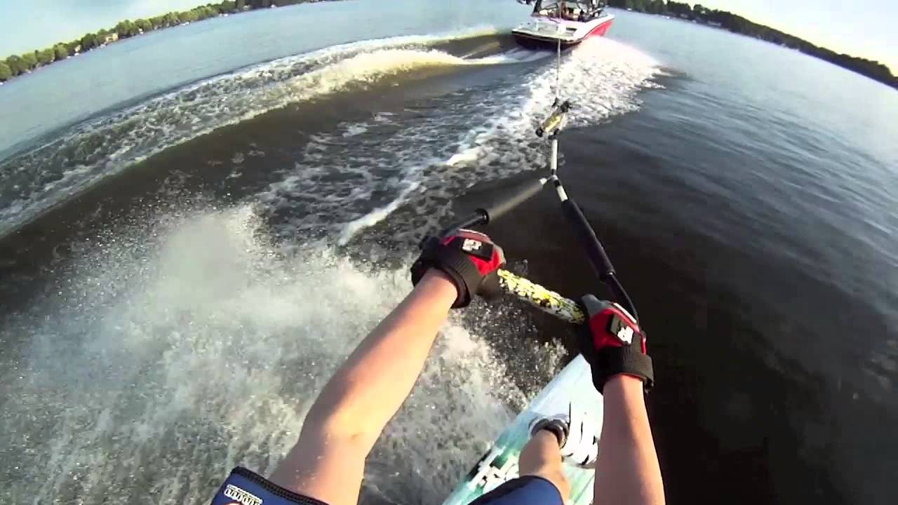How to do a 180 on a wakeboard - YouTube