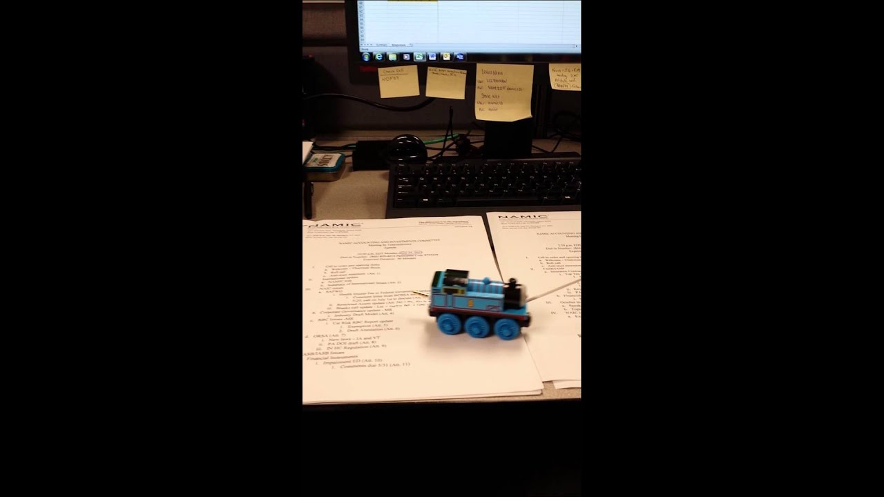 Thomas the train falls off the cliff. - YouTube