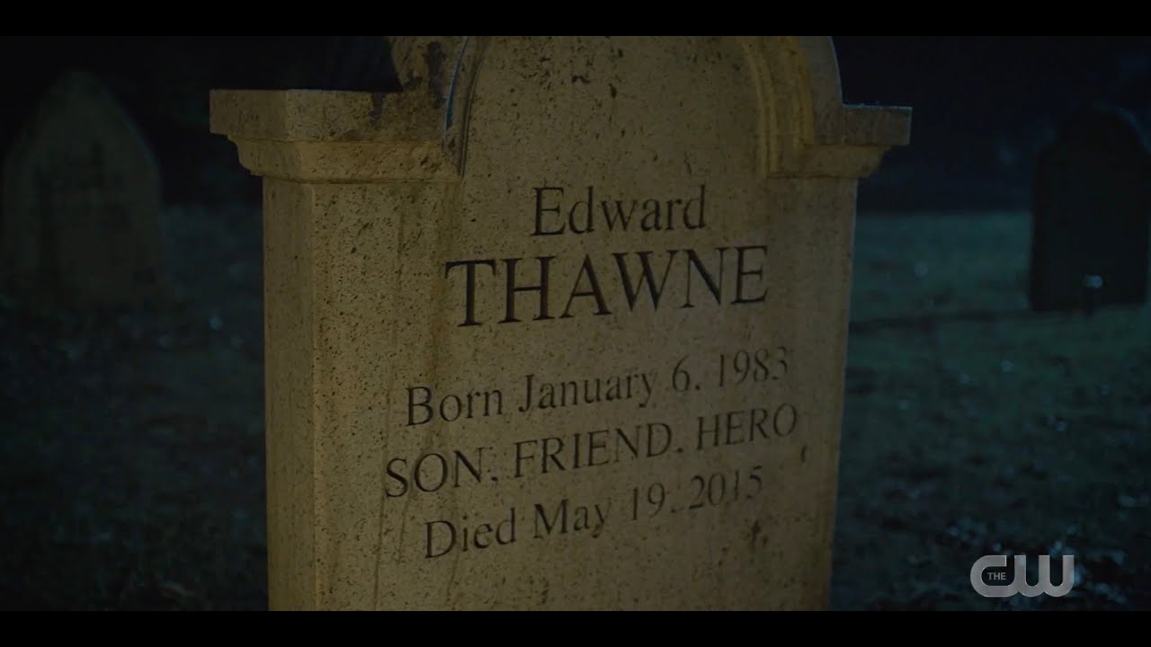 The Flash S09E11 - A New World Part 2 | Eddie Thawne Remember Iris West ...