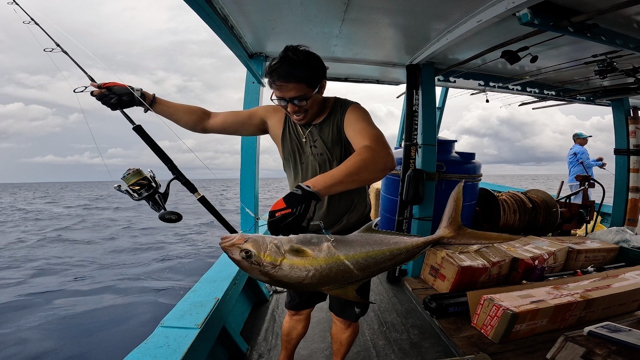 Balabac's 8-Minute Fishing Frenzy: Will We Get Lucky? Fishing in the ...