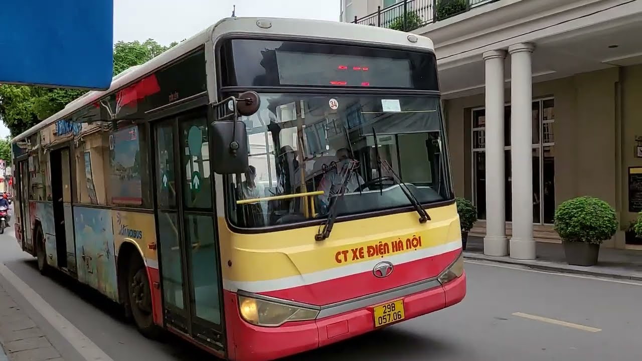 Tuyến 34: Bến xe Mỹ Đình - Bến xe Gia Lâm | Xe buýt Hà Nội - YouTube