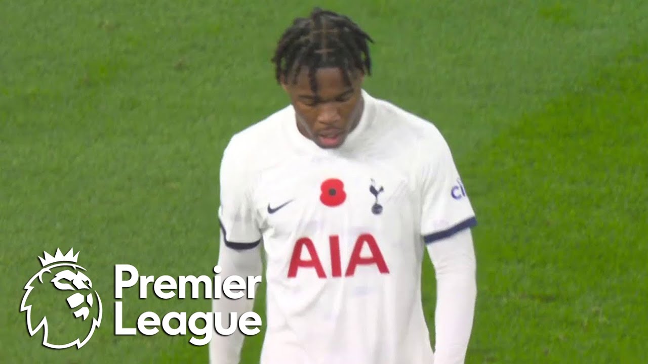 Tottenham down to nine men after Destiny Udogie's red card v. Chelsea ...