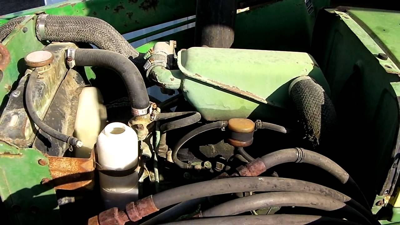 JOHN DEERE 1050 MOTOR - YouTube