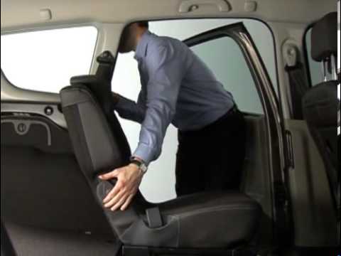 SCENIC : Folding up a seat