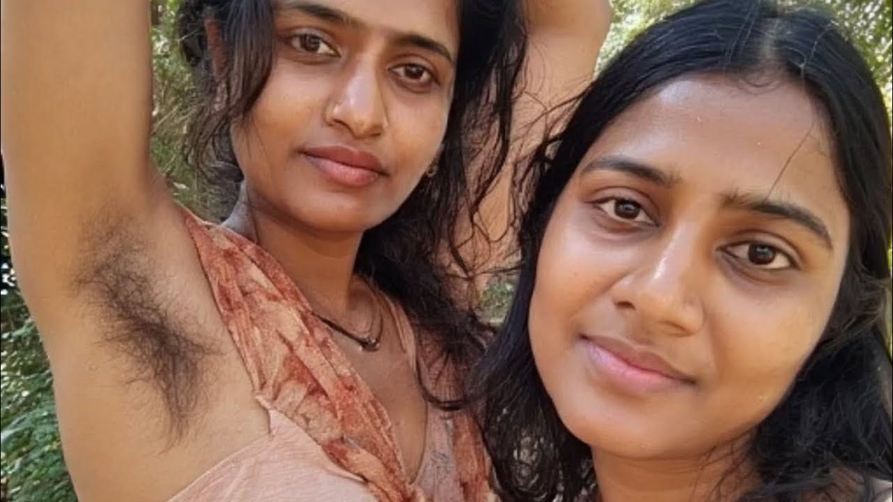 Full growth underarm waxing at beauty parlour - YouTube