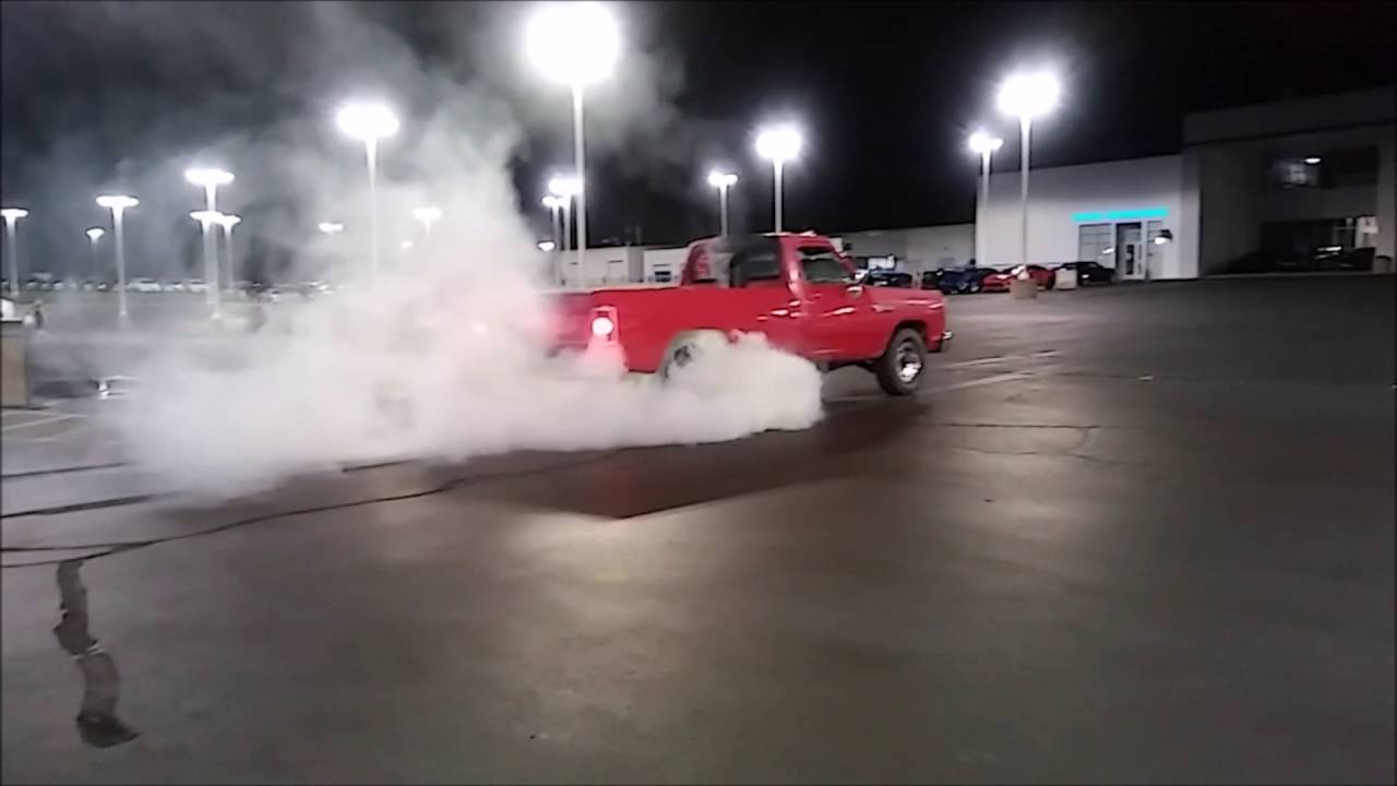 1st Gen Cummins BURNOUT - YouTube