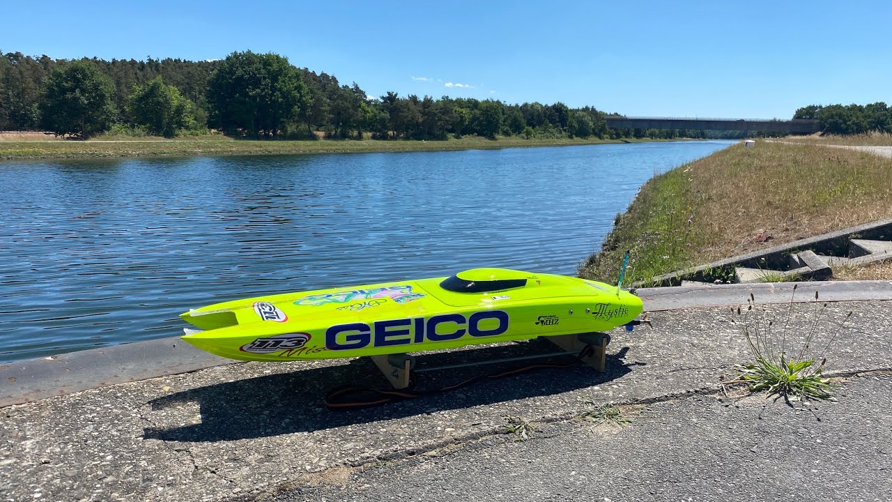 MHZ Mystic C 5000 - boating time is opened - YouTube