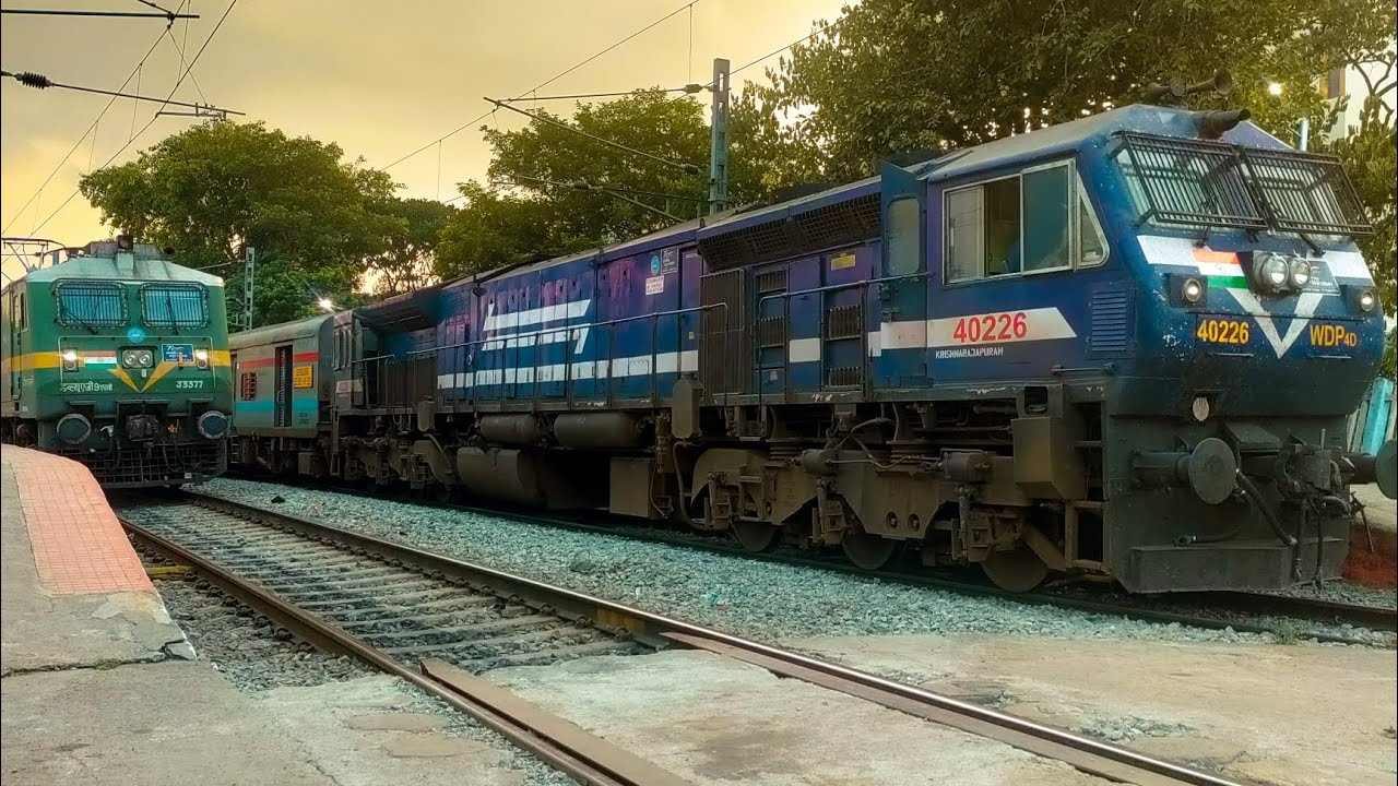 3 trains meet | wag9 hc | wdp4d police bus livery | diesel vs electric - YouTube