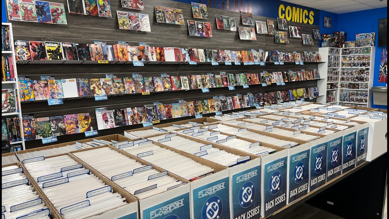 Buying the NEW Batman Comic Book on Release Day LIVE at the Local Shop ...
