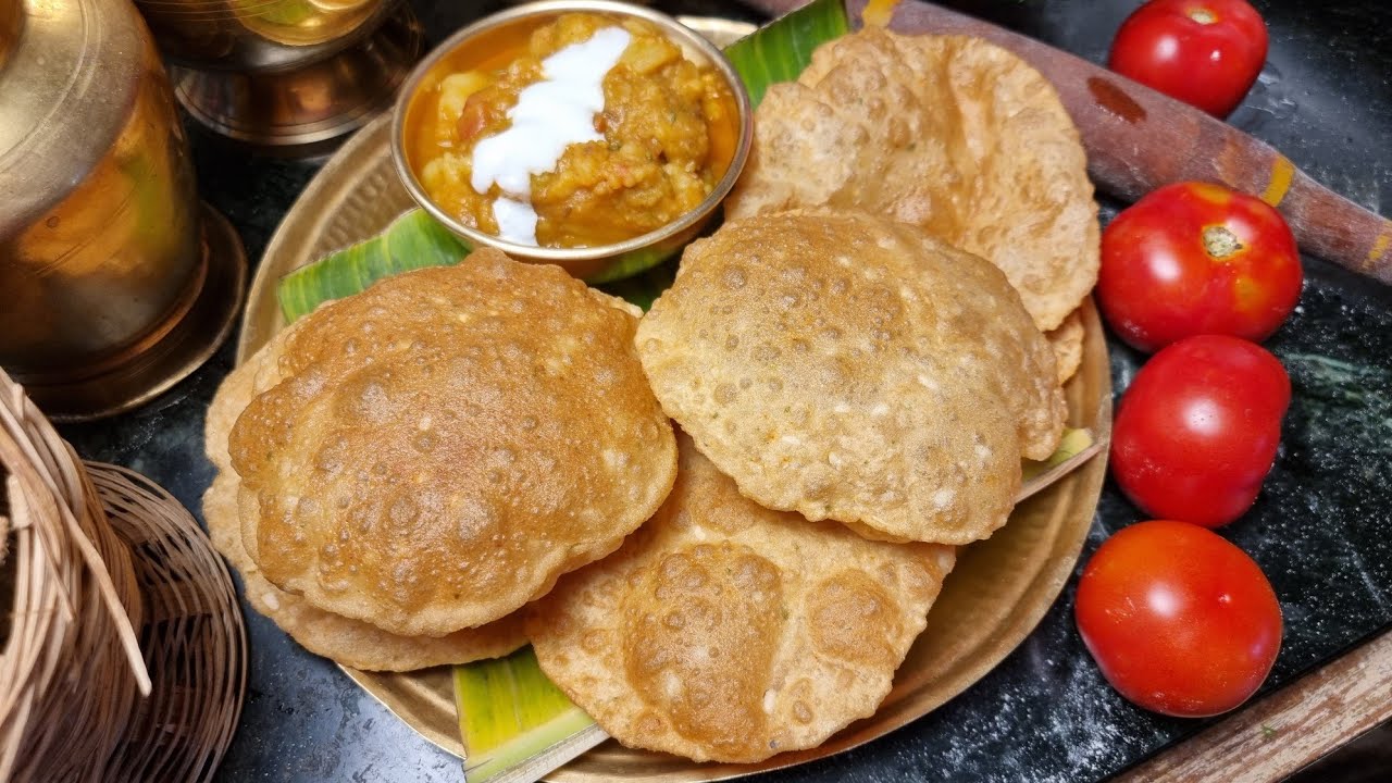Bedmi Puri With Aloo Sabzi recipe | Aloo sabzi for poori with crispy ...
