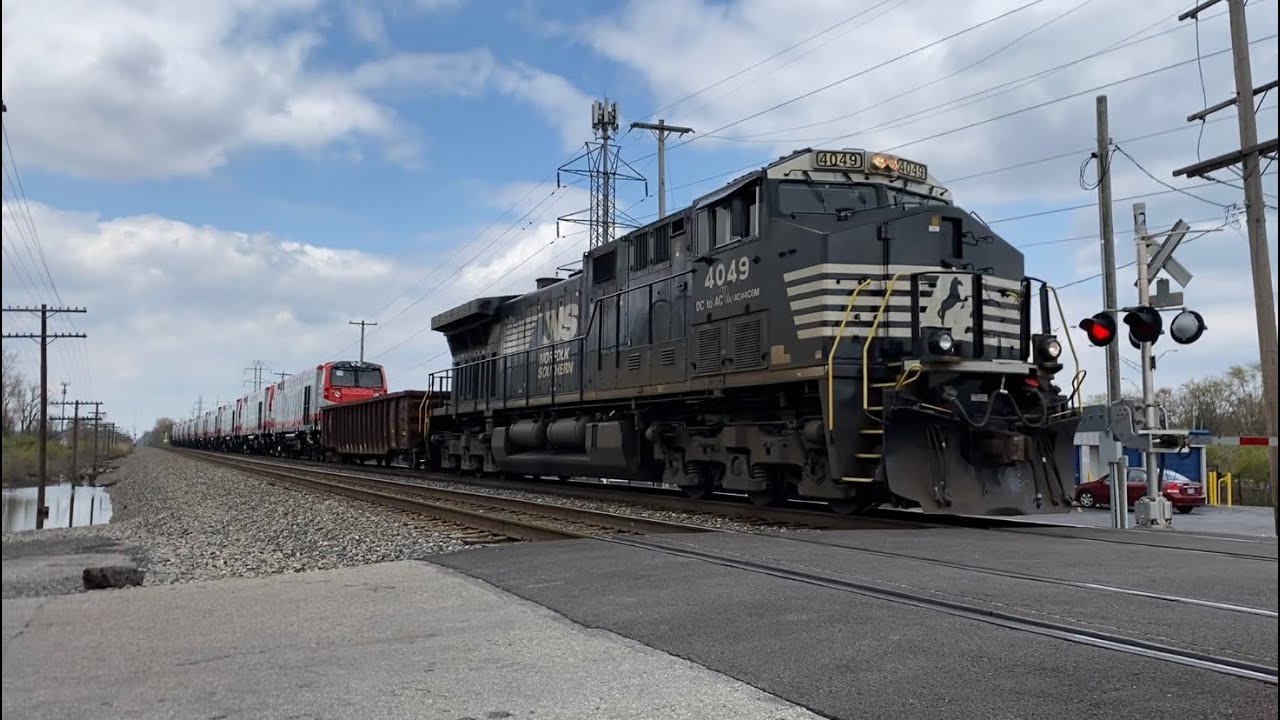 Railfanning Cooke Road!(4/18/20). 10 Export Egyptian ES30ACi. NS 975 ...