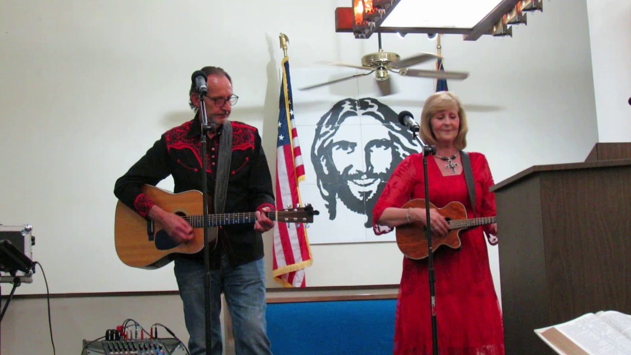 Terry and Debra Luna sing "Blessings For Obedience" - YouTube