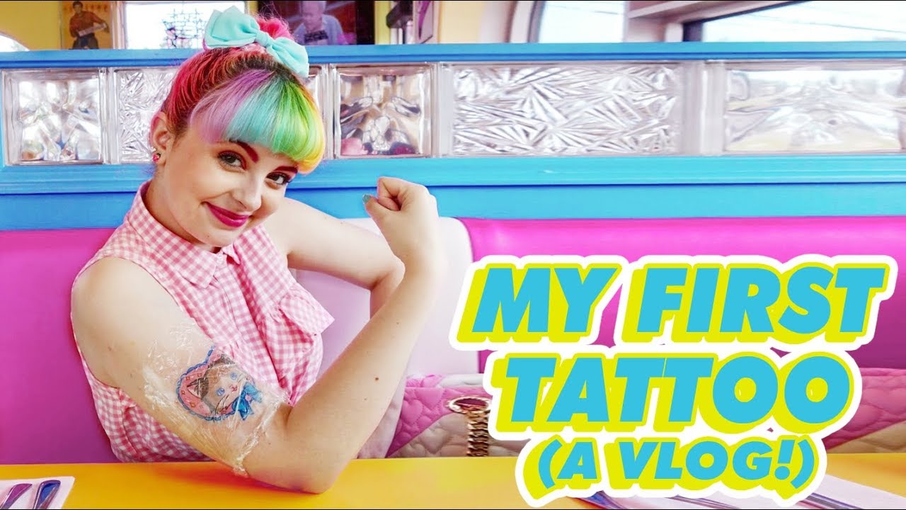 GETTING MY FIRST TATTOO ♡ - YouTube