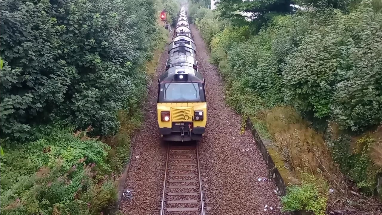 EXTREME delays on the Aberdeen freight!!! 2 freight trains face over 4 ...