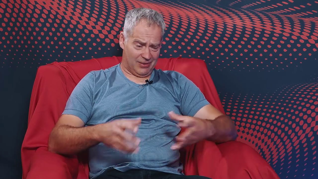 UŠÁK 135 Martin Hosták - YouTube