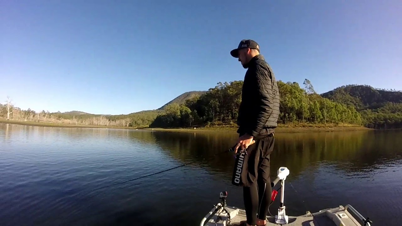 Maroon dam bass electrics - YouTube