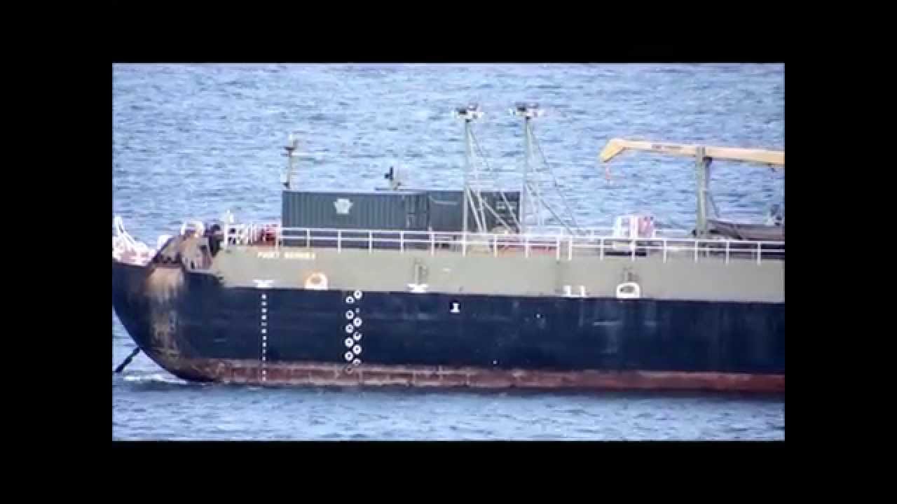 petroleum barge Puget Sounder in Possession Sound in Everett, WA 04/12 ...
