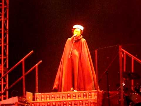 Eason Moving on stage @ LA 032109 Part 1 - YouTube