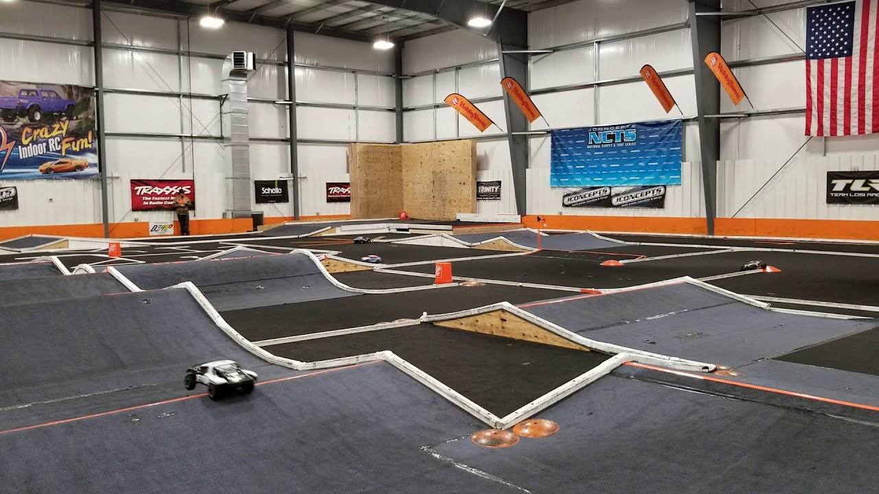 Old Traxxas Stampede 2wd on carpet track in VW bug body. - YouTube