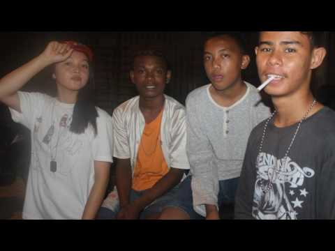 rahmand alor-nona minta gesek