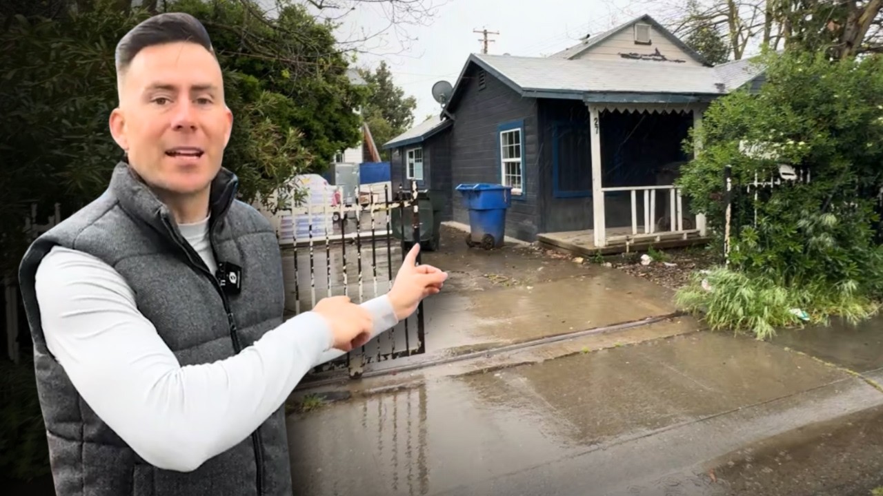 I Renovated a TRASH House For $22k - Sacramento, California - YouTube