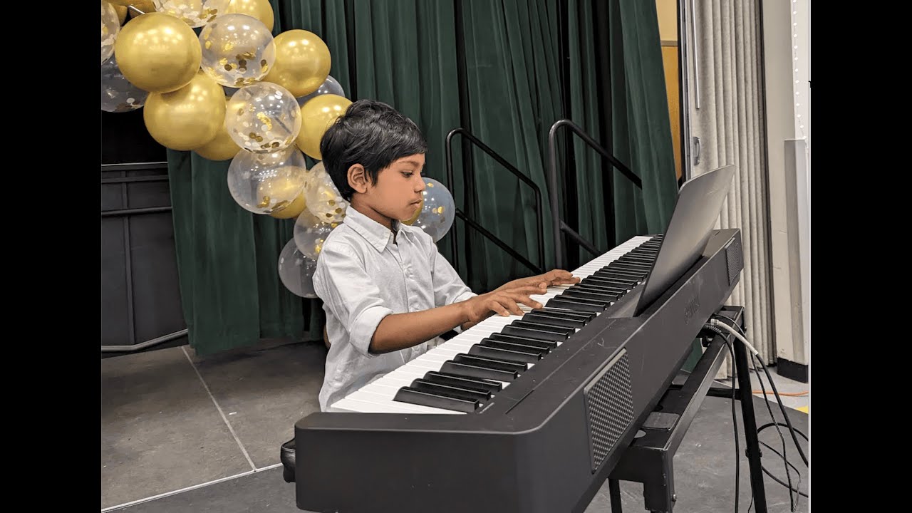 Tamil Thaai Vaazhthu | Piano cover | First stage performance - YouTube
