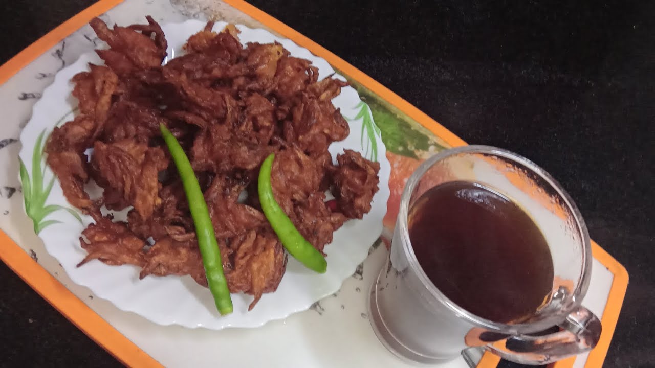 कांदा भजी आणि चहा | kanda pakoda and tea | recipe in marathi by Kaki ...