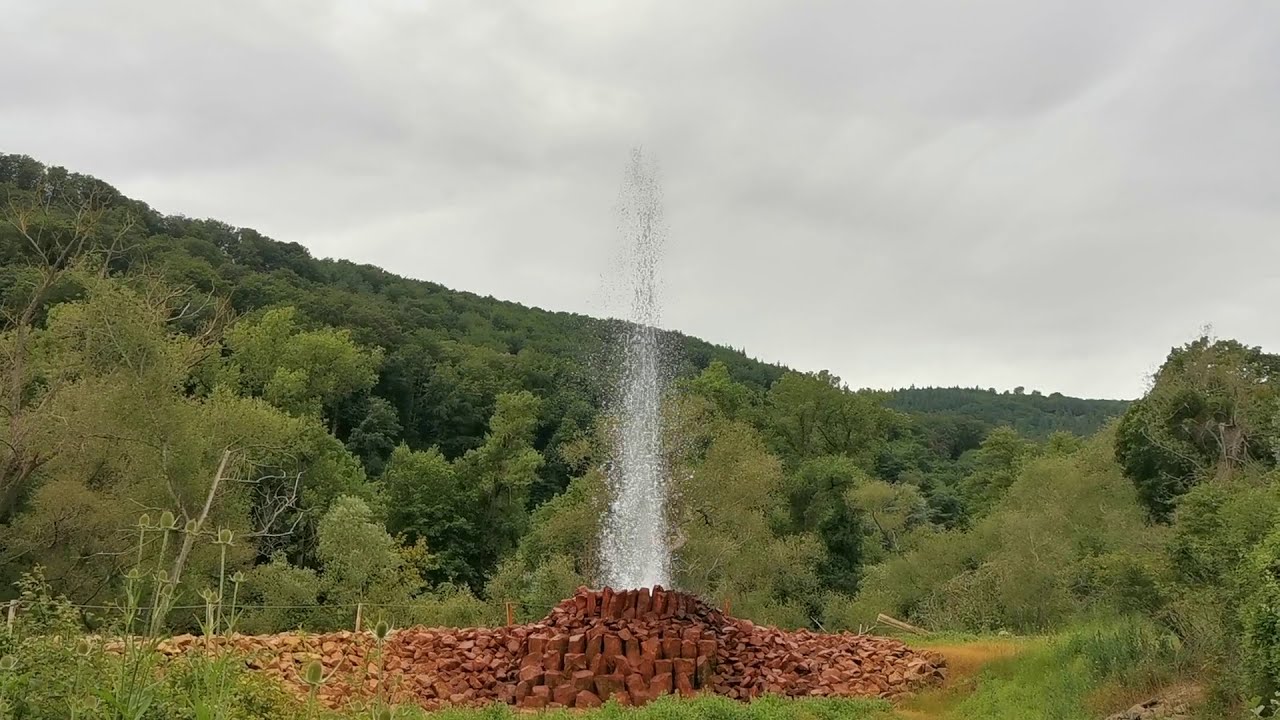 Andernach Geyser: the highest cold-water geyser in the world - Second ...