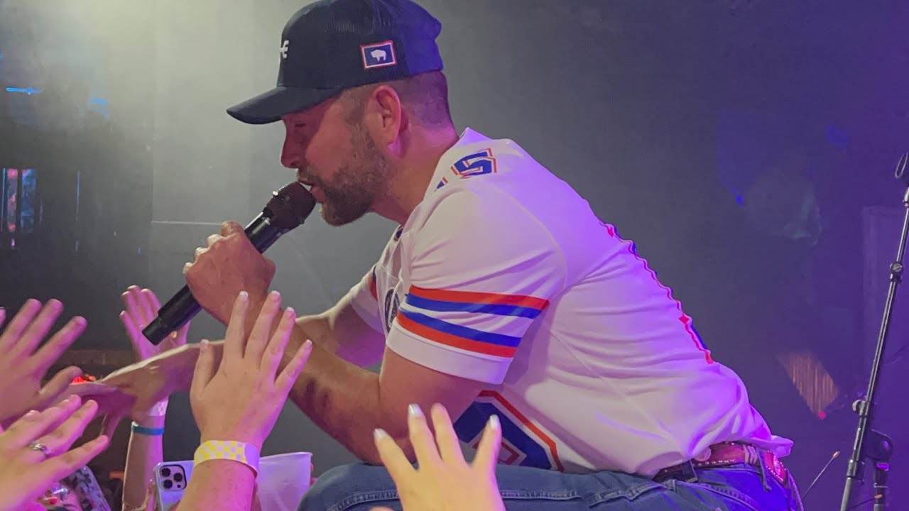 Chris Lane (Live - Full Show) @ Vivid Music Hall - Gainesville, Florida ...