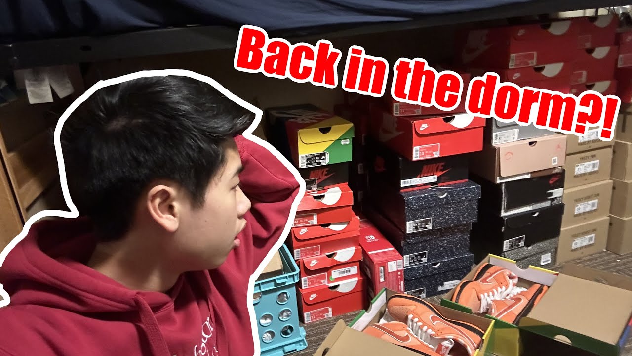 RESELLING FROM A COLLEGE DORM?! Day in the life of a college reseller ...