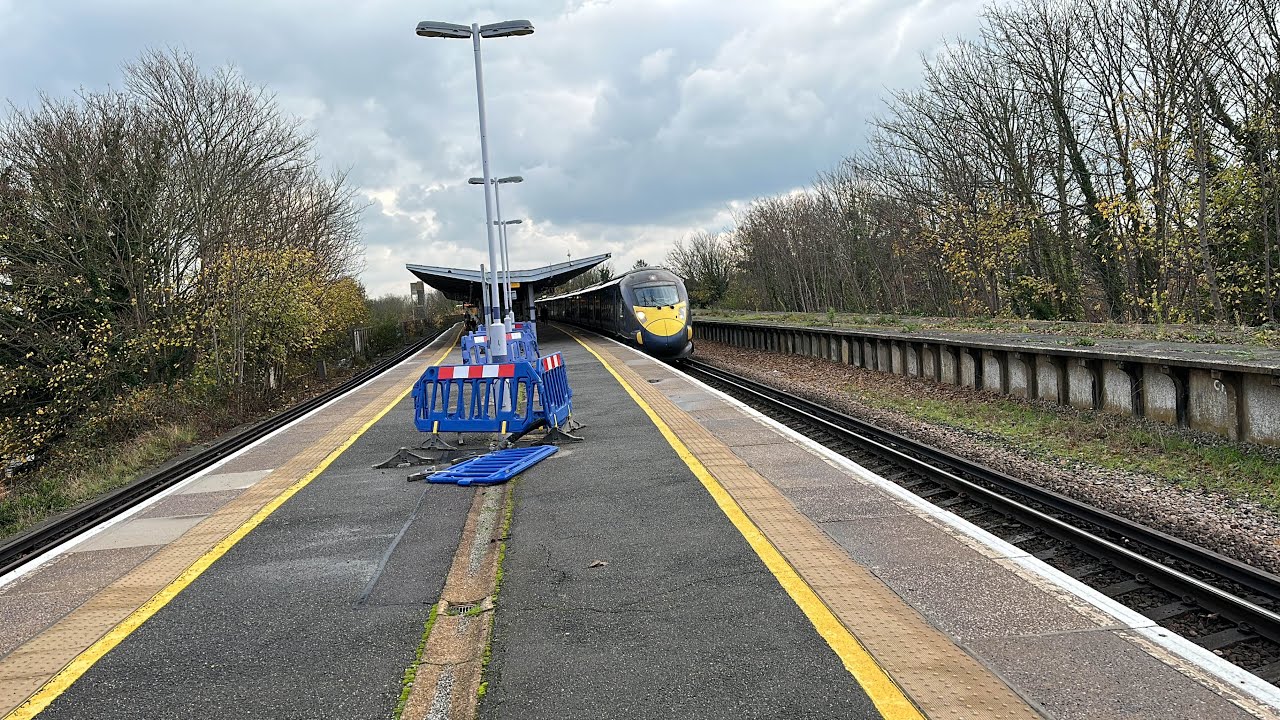 Southeastern Trains at Folkestone Central on December 2nd 2022 - YouTube