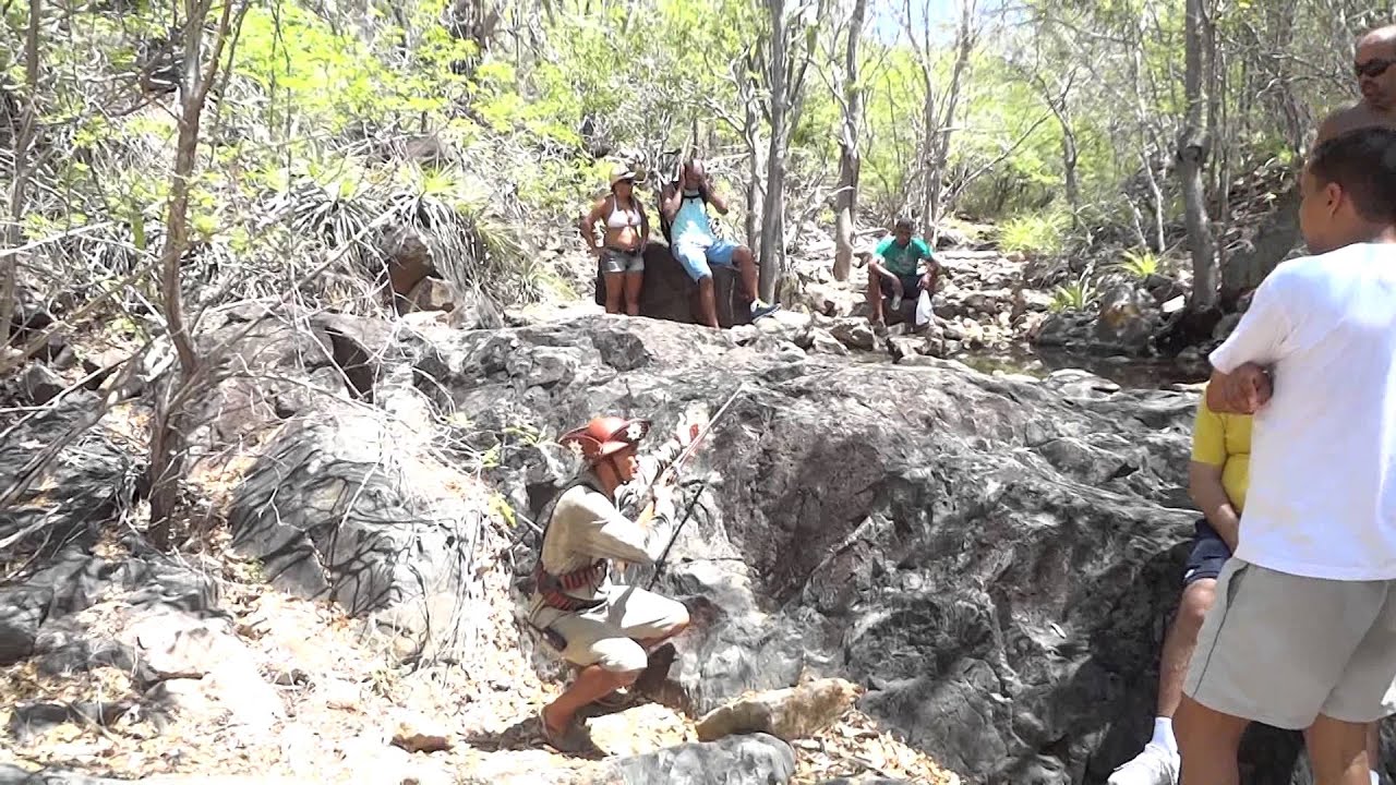 Como iniciou-se o massacre na grota do angico. - YouTube