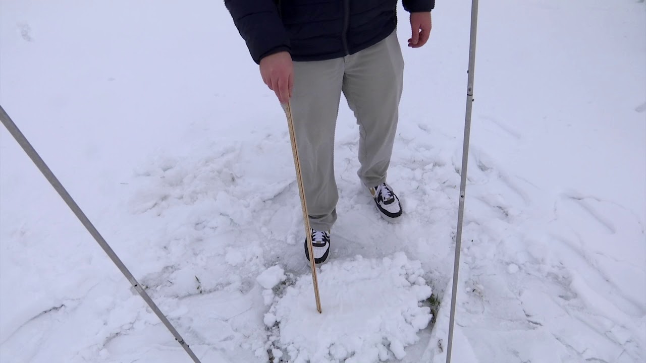 How to correctly measure snow - YouTube