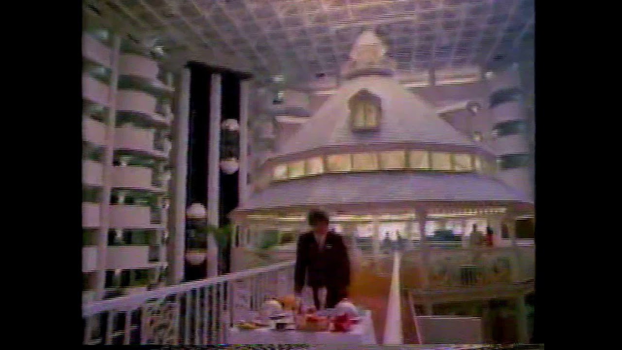 Holiday Inn "A Better Place to Be" (1984) - Vintage Television ...