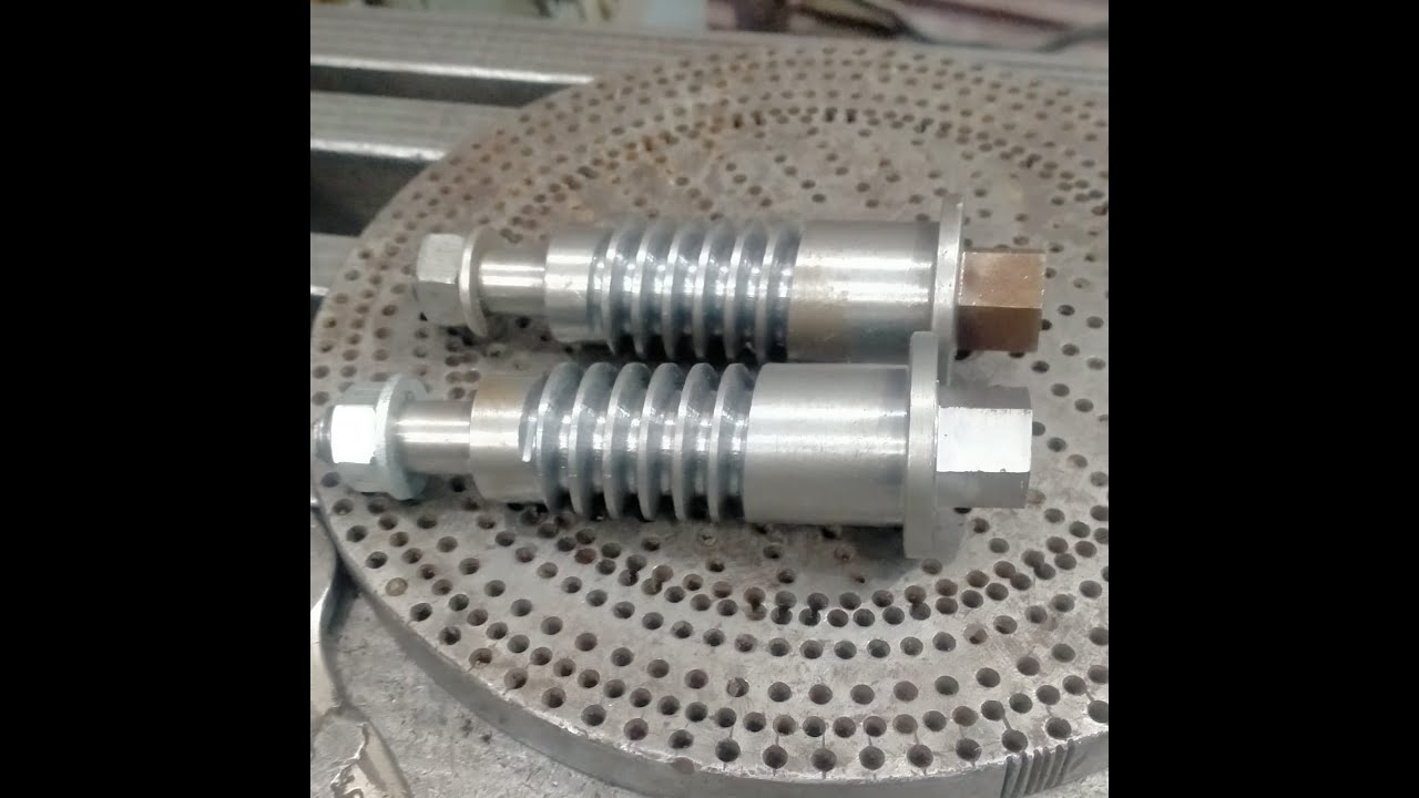 Module 2 worm 6 gears lead - YouTube