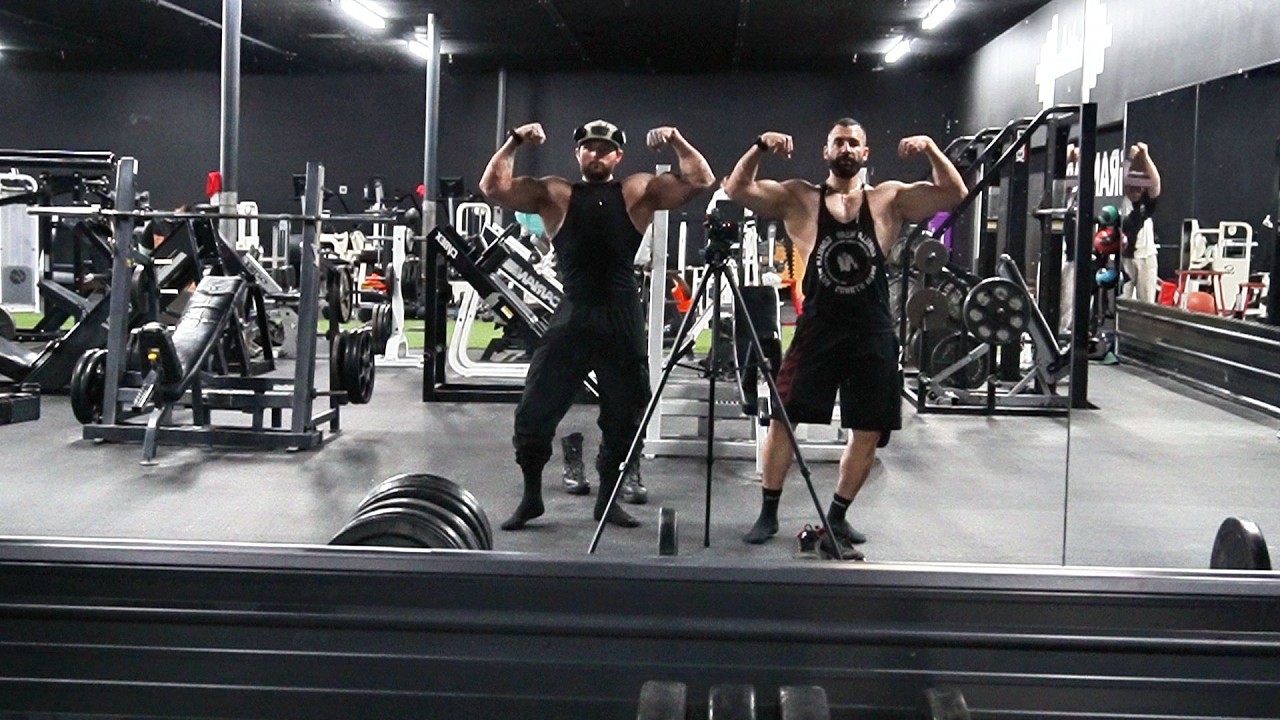 Bodybuilding Couple Vlog 7: Arms & Shoulders, Meals, Posing & Last ...