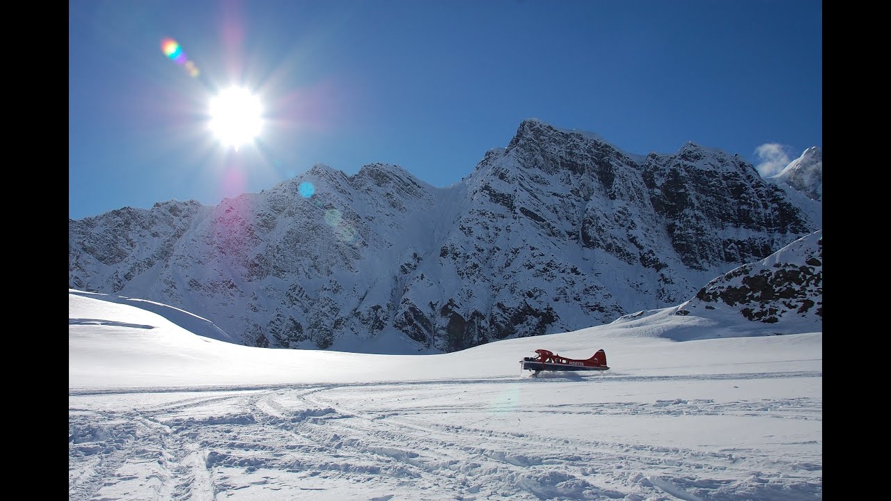 The flight over the Alaska Range, ALASKA - YouTube