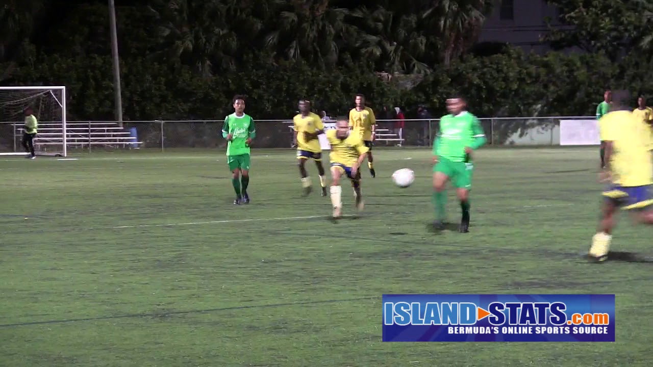 Bermuda Football BAA vs St David's - YouTube