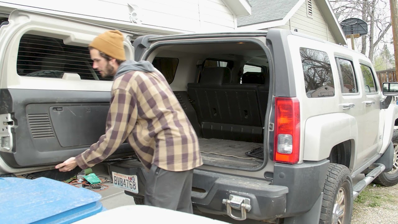 SUV Dog Kennel Mod! | H3 Humper Ep. 5 | Hummer H3 - YouTube