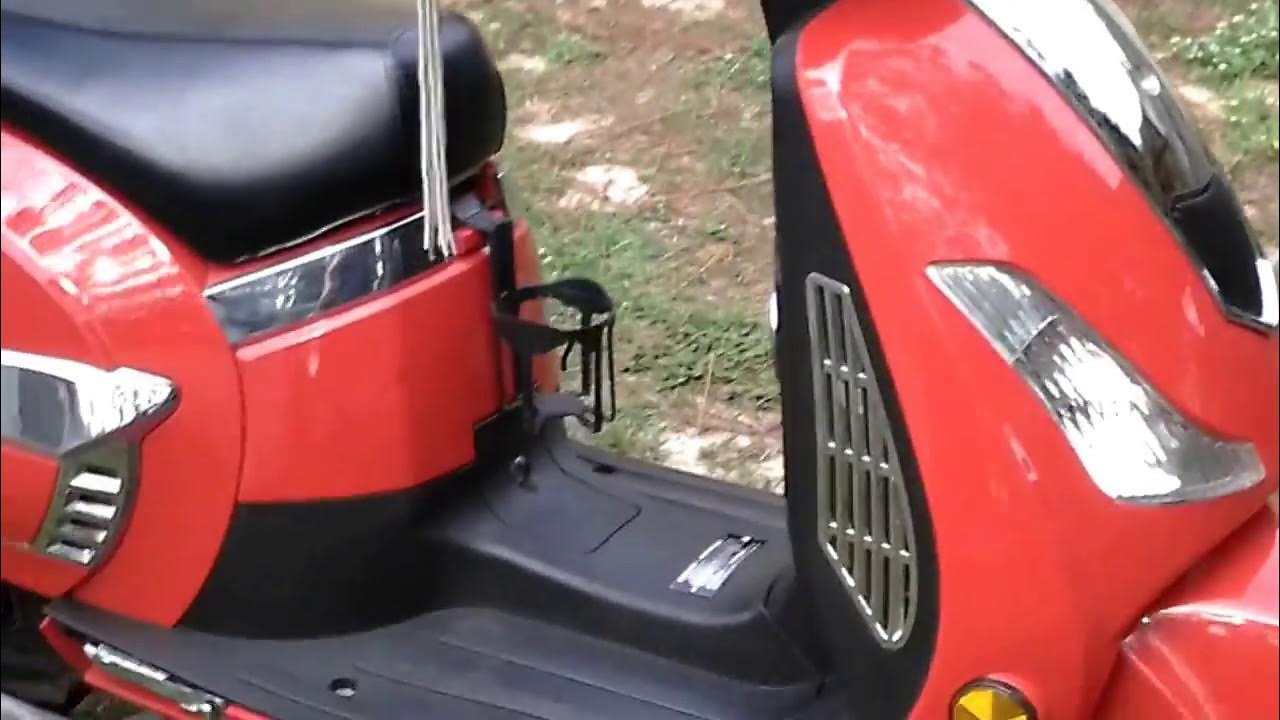 Jonway 150 cc scooter - YouTube