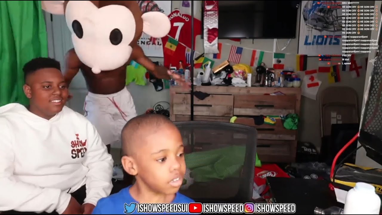 iShowSpeed Makes his little brother cry..😭 - YouTube
