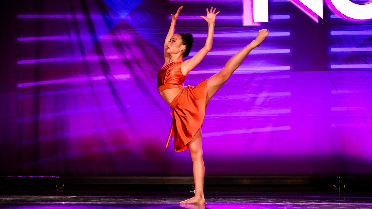 Esme Chou - Pulling Strings - YouTube