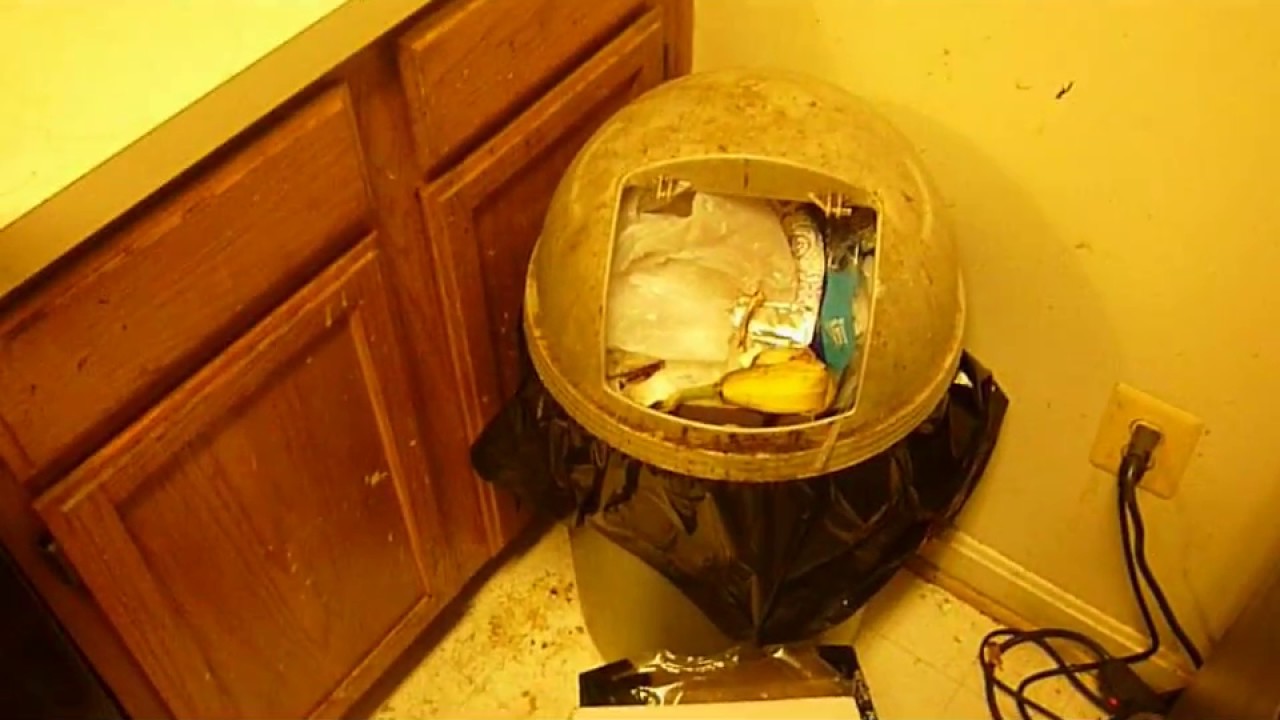 TAKE OUT THE TRASH FUNNY SKIT - YouTube